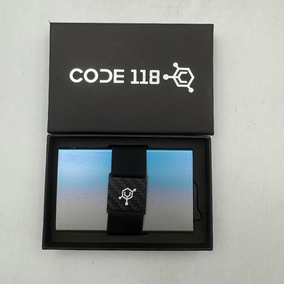 Code 118 | Bags | New Code 18 Minimalist Waller With Mag Attachment ...